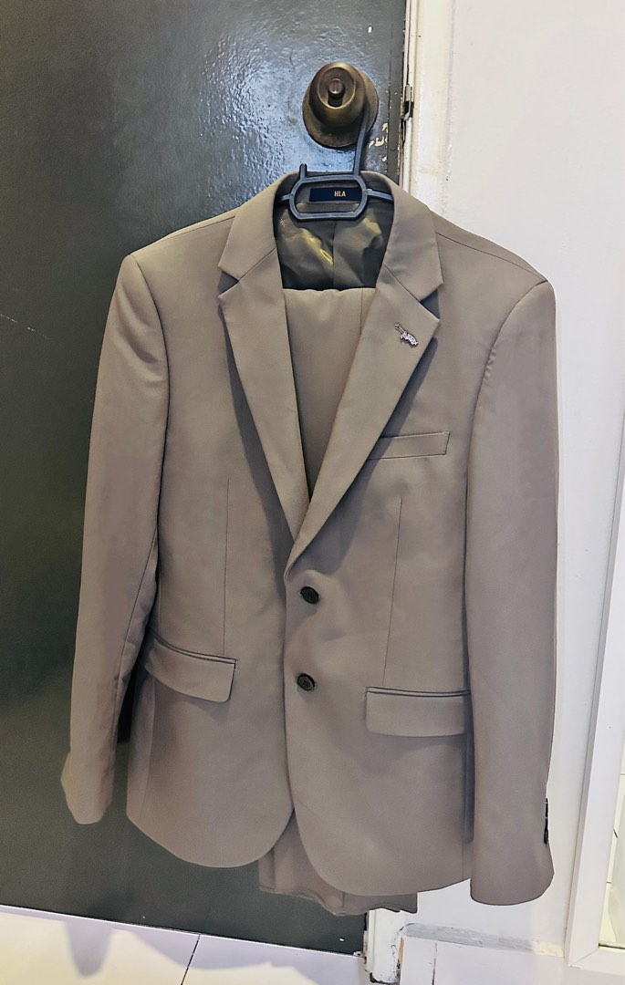 HLA ori suit with pants（come with receipt）, Men's Fashion, Tops & Sets ...