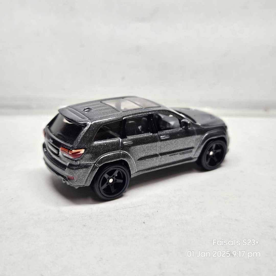 Hot Wheels Fast & Furious Jeep Grand Cherokee Trackhawk, Hobbies & Toys ...