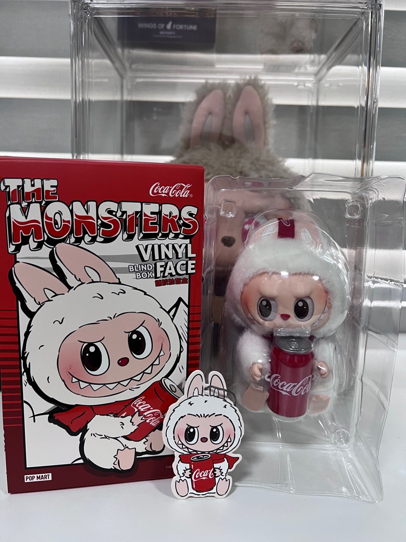 Labubu V3 Happy Factor / Skull Panda Winter Symphony Partita, Hobbies ...