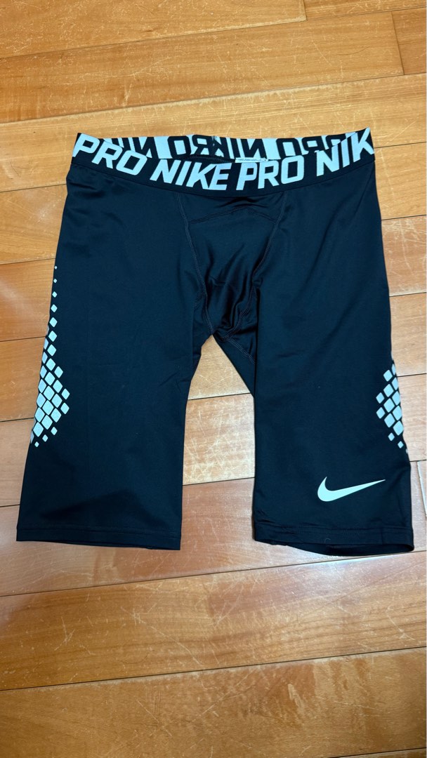 NIKE RPO 及膝短束褲 /全新XL號 #蛇年行大運, 他的時尚, 褲子, 內褲在旋轉拍賣