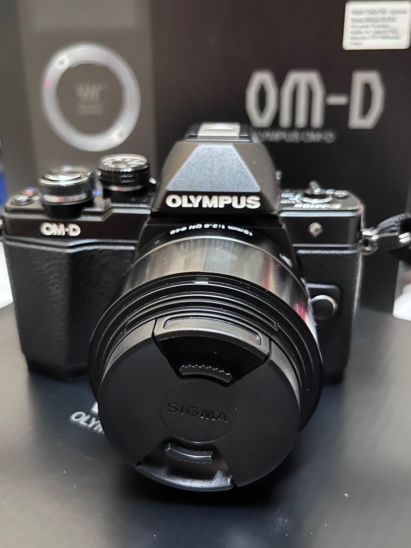 OLYMPUS OM-D EM10 MARK II, Photography, Cameras on Carousell