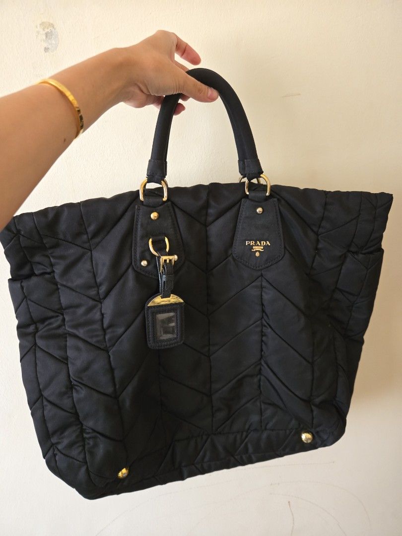 Prada laptop bag (Bundle Item), Women's Fashion, Bags & Wallets, Tote ...