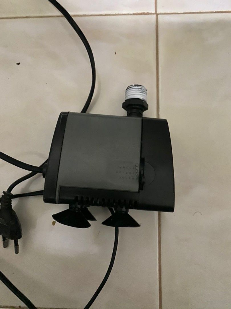 Pump oksigen ikan astro, Pet Supplies, Homes & Other Pet Accessories on ...