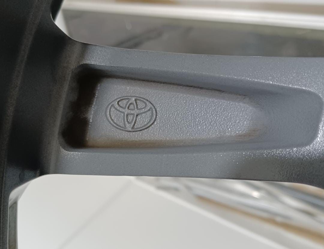 Rim 18 ori toyota enkei..7jj et40.. condition 90%new.. sesuai utk ...