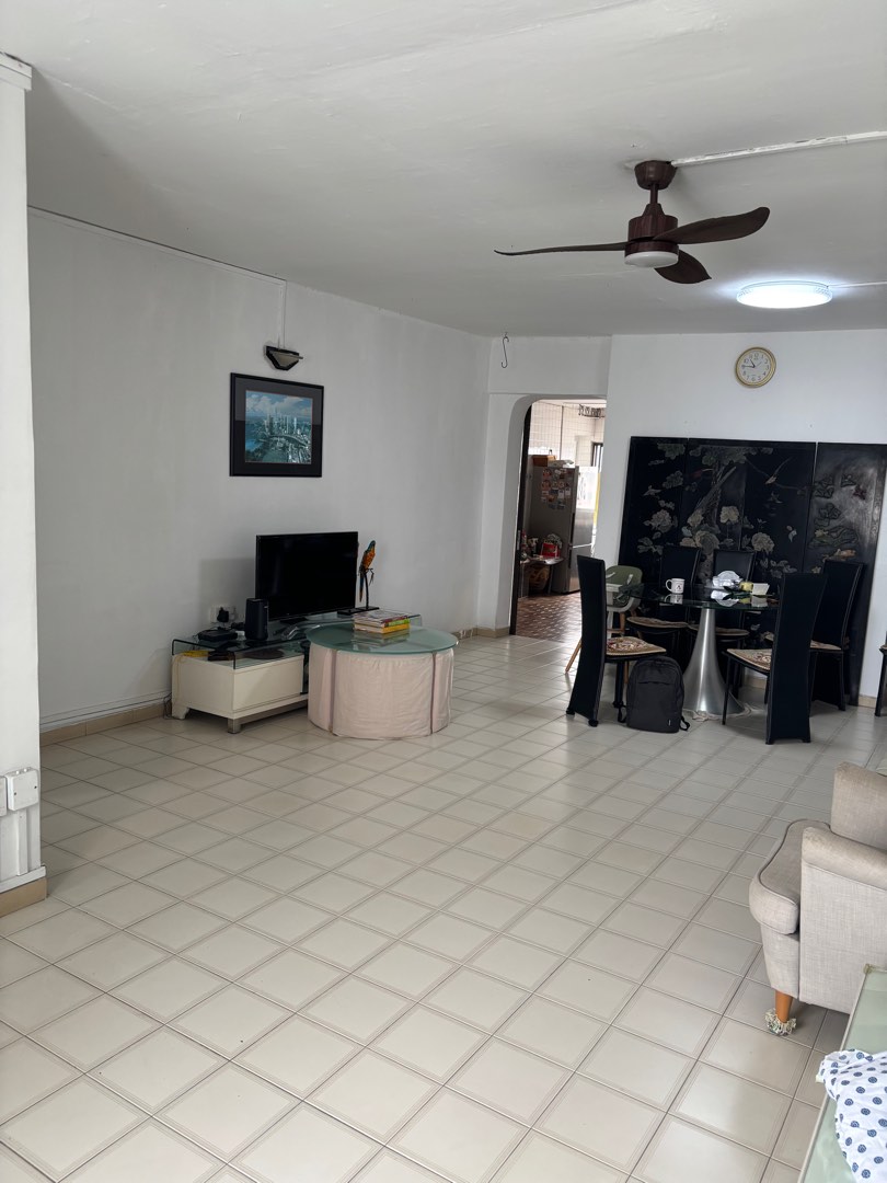 Rare HDB Corner Unit 2 mins to Toa Payoh MRT, Property, For Sale, HDB ...