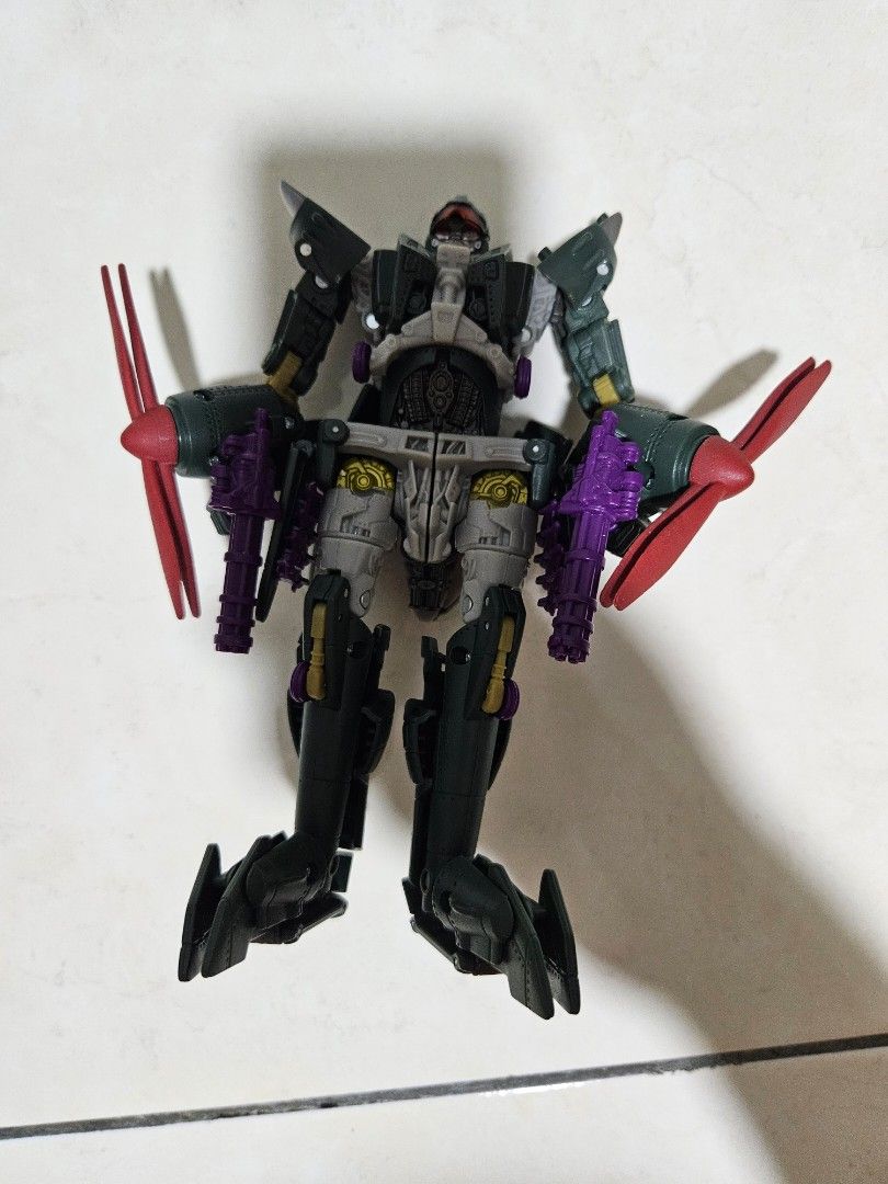 Transformers Generations Powerdive, Hobbies & Toys, Toys & Games on ...