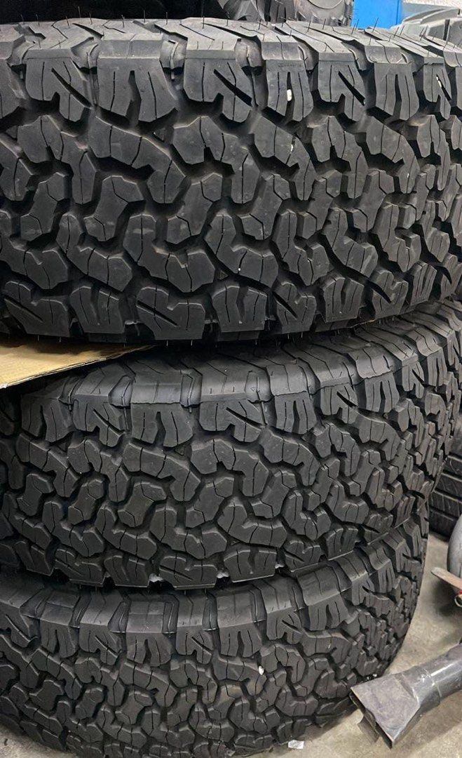 Used rim original ford ranger raptor T9 & tyre goodrich condition 90 ...