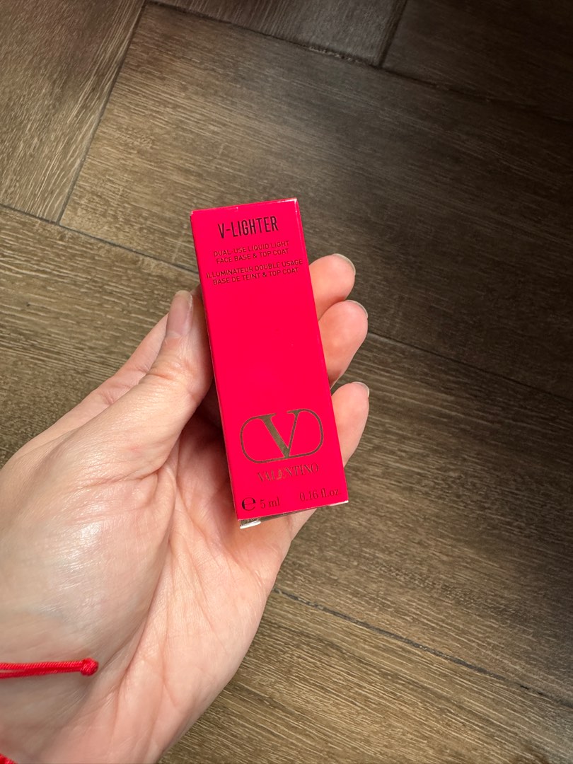 Valentino V Lighter Liquid Light, Beauty & Personal Care, Face, Makeup ...