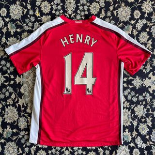 Arsenal Henry, Men's Fashion, Activewear on Carousell