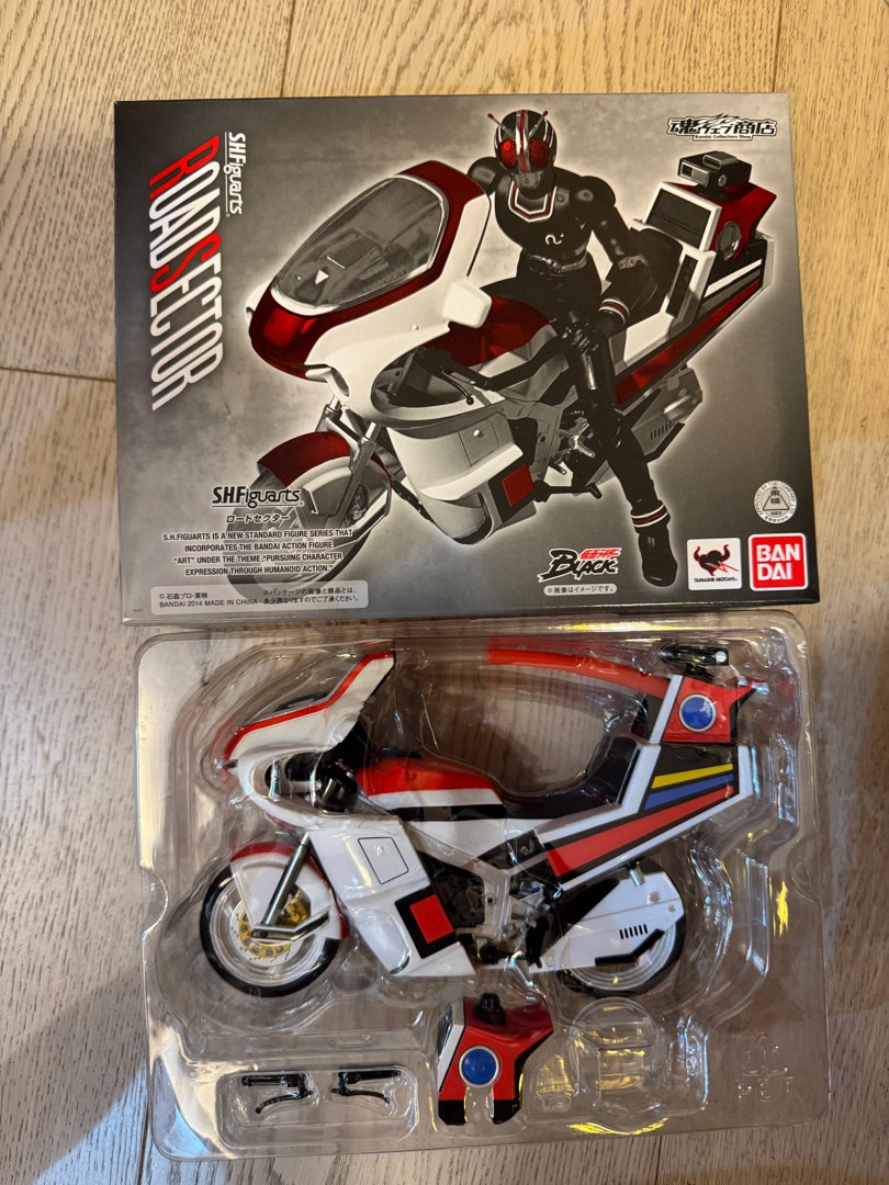 中古Bandai 魂限 SHF 幪面超人 Black 電單車 羅特一號 Road Sector, 興趣及遊戲, 玩具 & 遊戲類 ...