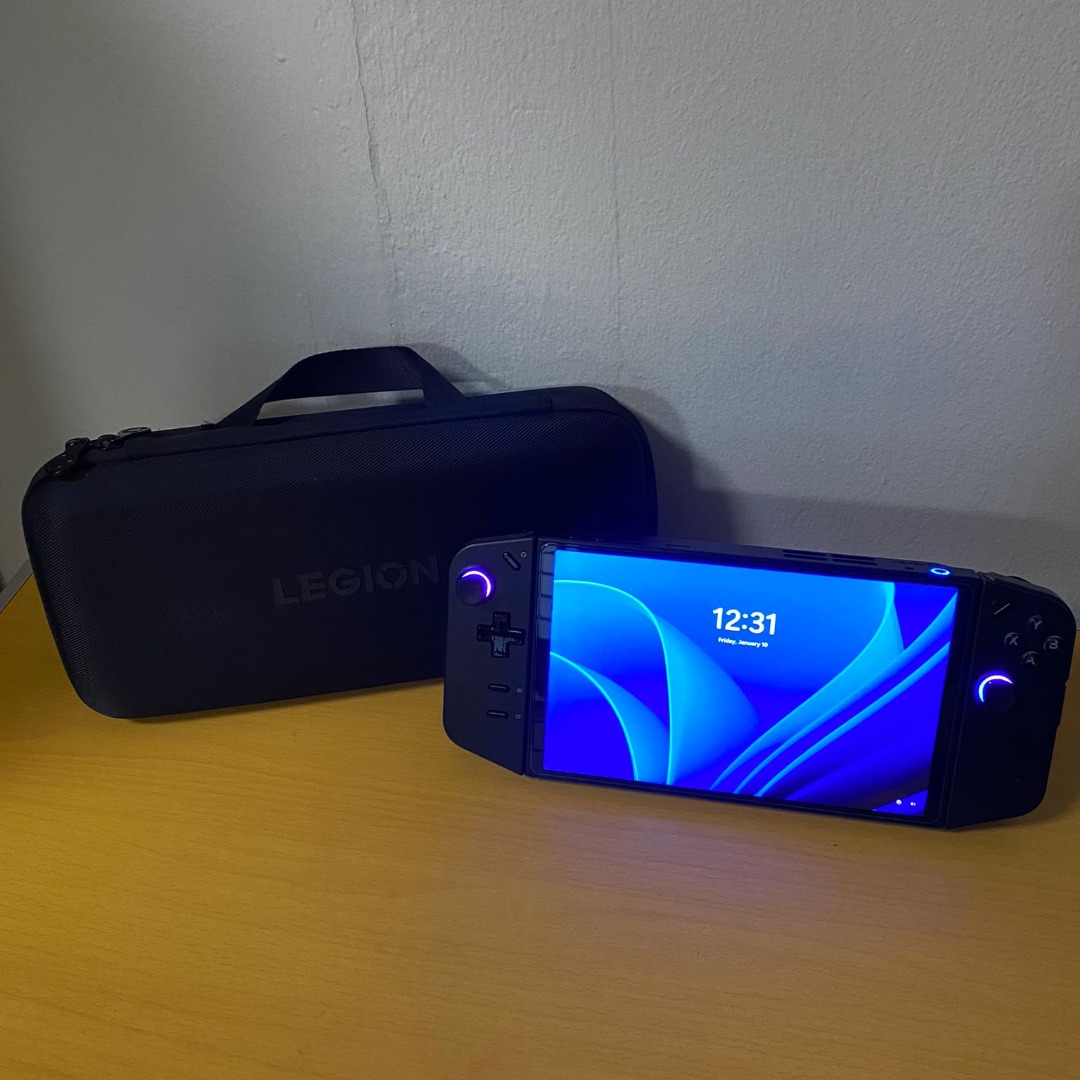 2TB/512gb Extreme Lenovo legion Go z1 EX - Open to trade in, Video ...