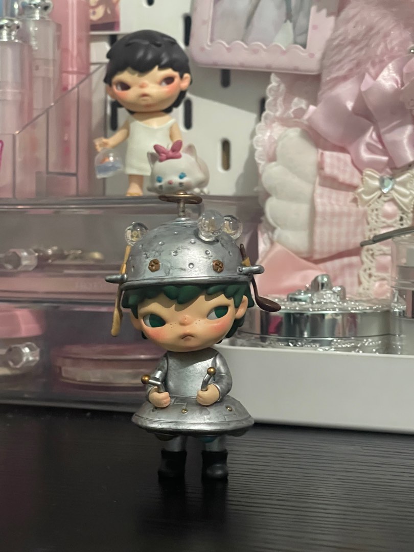 Hirono Alien, Hobbies & Toys, Toys & Games on Carousell