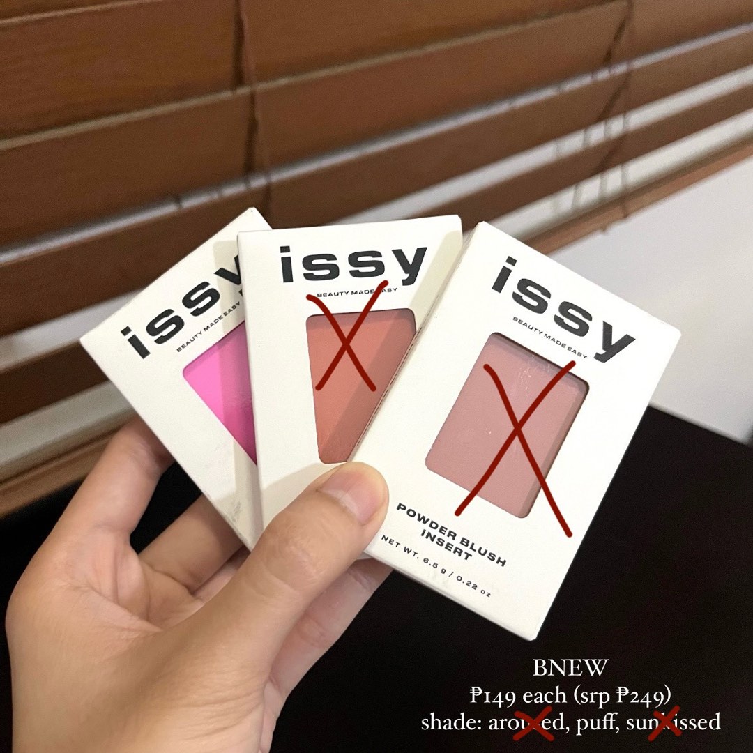 issy blush insert in puff, Beauty & Personal Care, Face, Makeup on ...