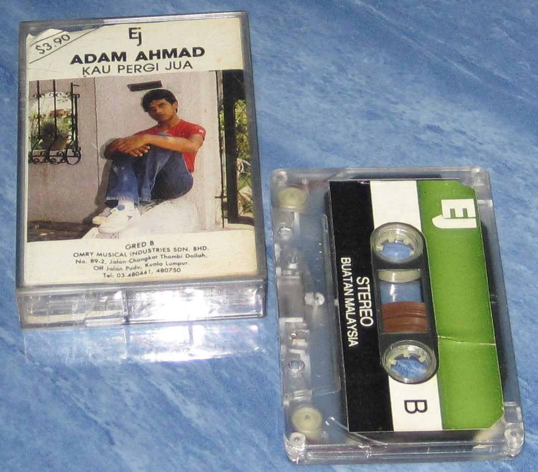 Kaset ADAM AHMAD, Hobbies & Toys, Music & Media, CDs & DVDs on Carousell