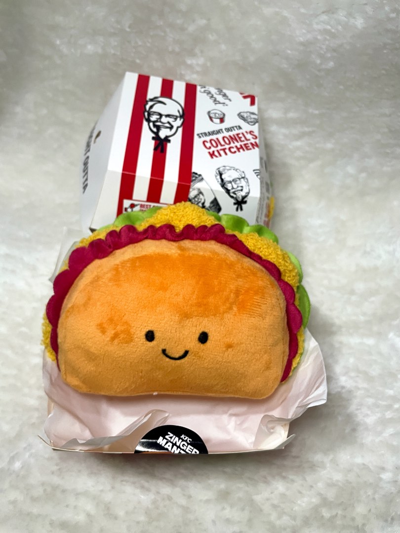 KFC Zinger Mantou Charm Plushie Keychain Limited Edition, Hobbies ...