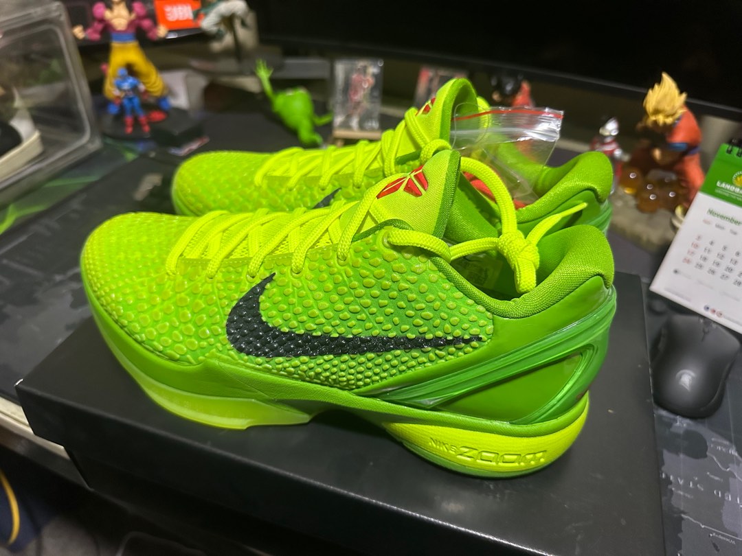 Kobe 6 Grinch 2020, Men's Fashion, Footwear, Sneakers on Carousell