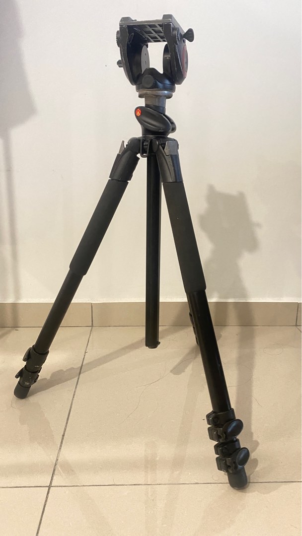 Manfrotto MT055XPROB Aluminum Tripod MVH500AH Video Head, Photography ...
