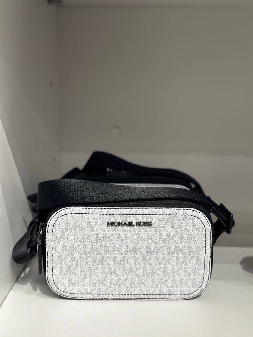 MK COOPER CAMERA BAG, Everything Else, Others on Carousell