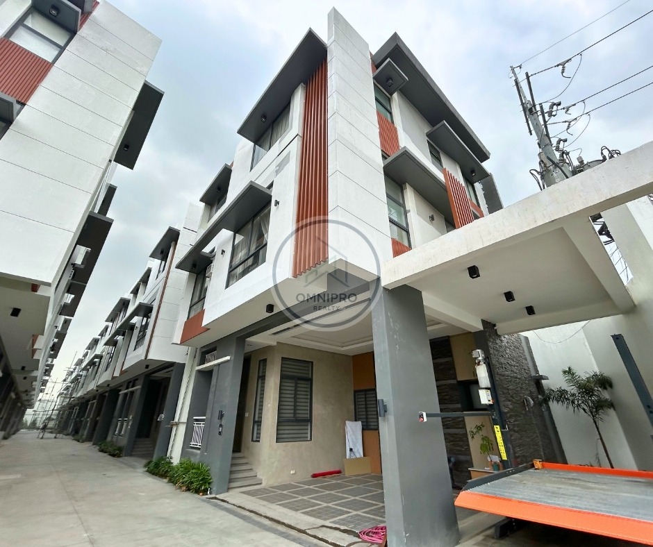 Modern Townhouse Congressional EDSA Quezon City Timog Morato Quezon Ave ...