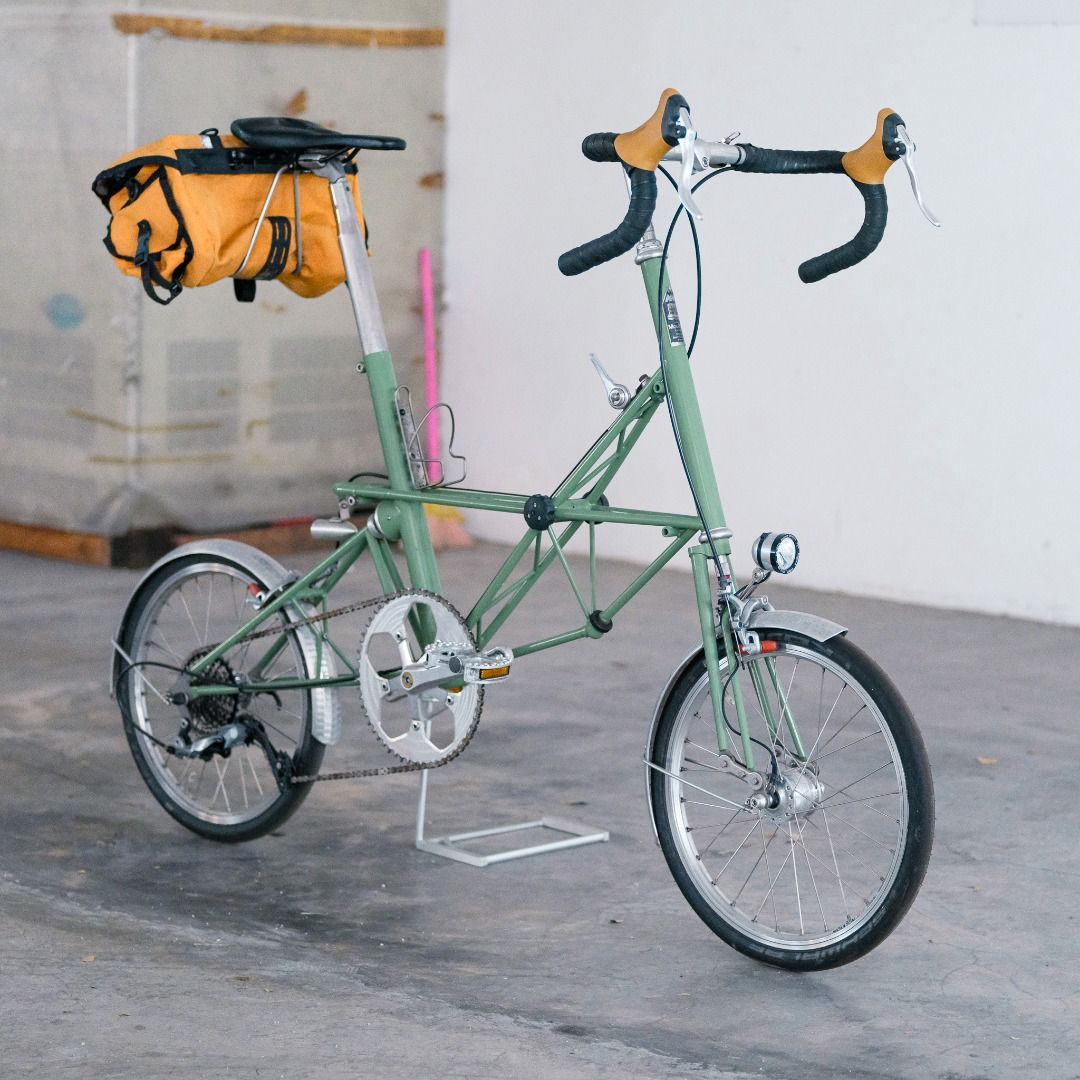 Moulton AM series with SON dynamo and 11 speed drivetrain + Hope hub ...