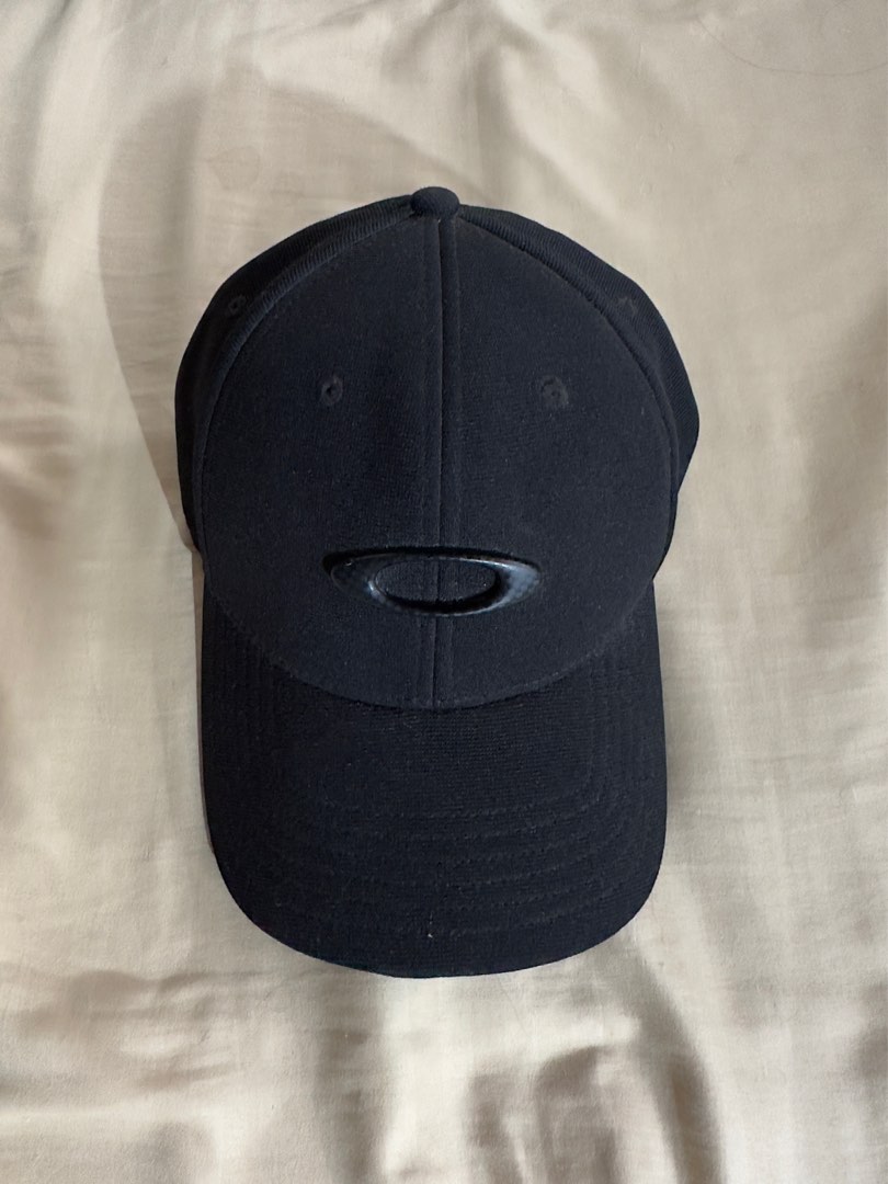 Oakley A-Flex Cap, Men's Fashion, Watches & Accessories, Caps & Hats on ...
