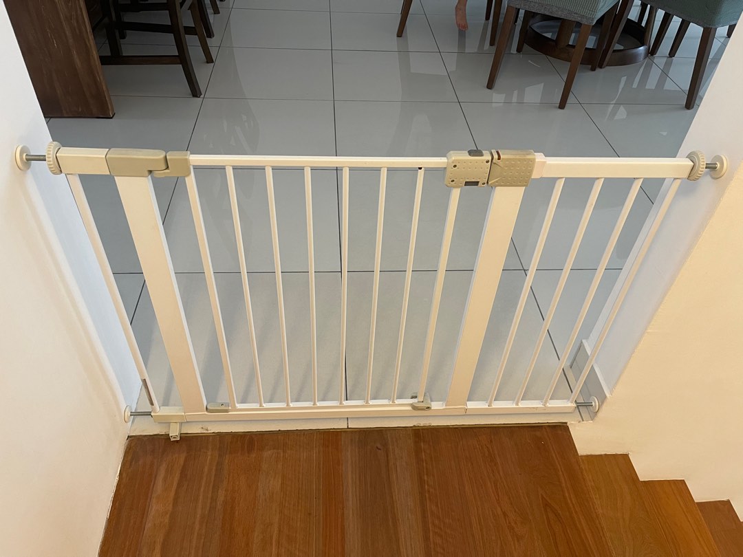 Safety First Baby Gate, Furniture & Home Living, Security & Locks ...