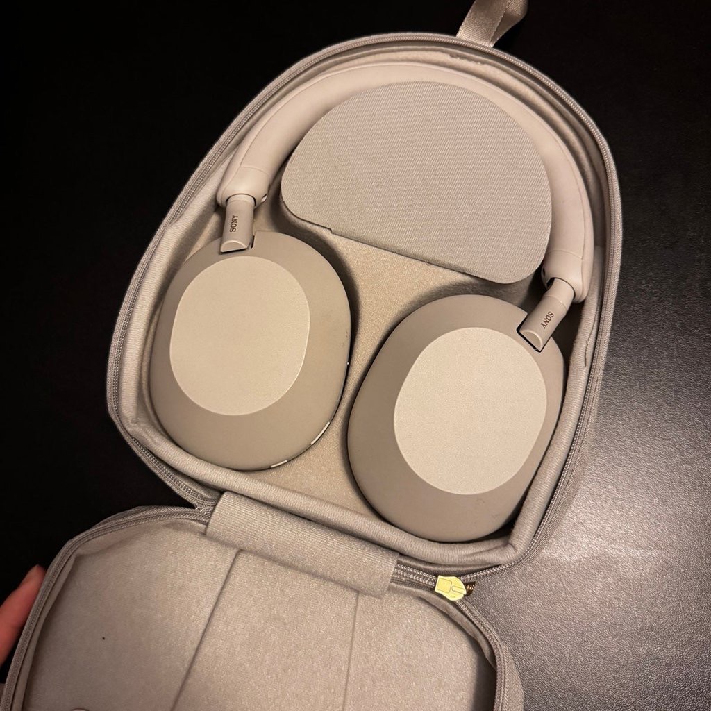 Sony Xm5, Audio, Headphones & Headsets on Carousell