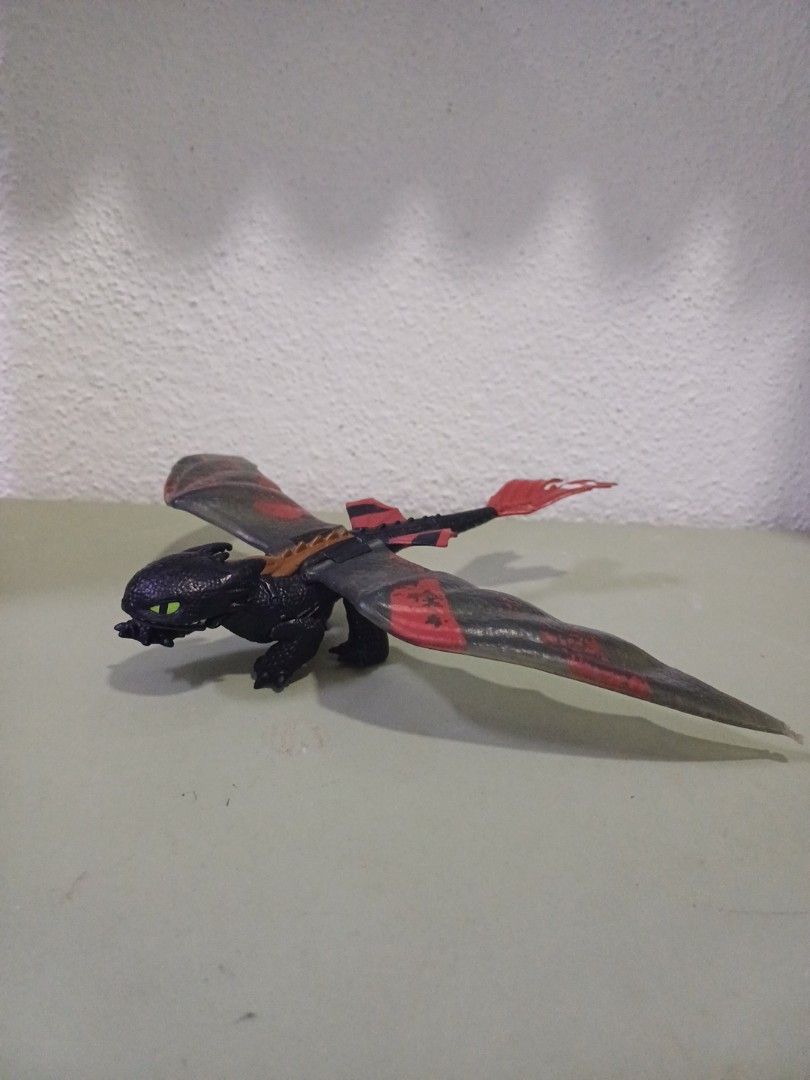 Toothless HTTYD, Hobbies & Toys, Toys & Games on Carousell