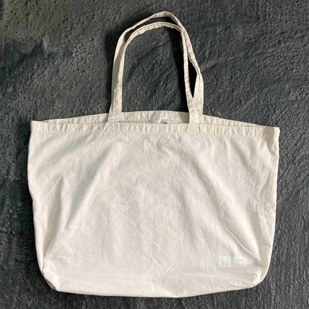 Uniqlo Tote Bag, Women's Fashion, Bags & Wallets, Tote Bags on Carousell