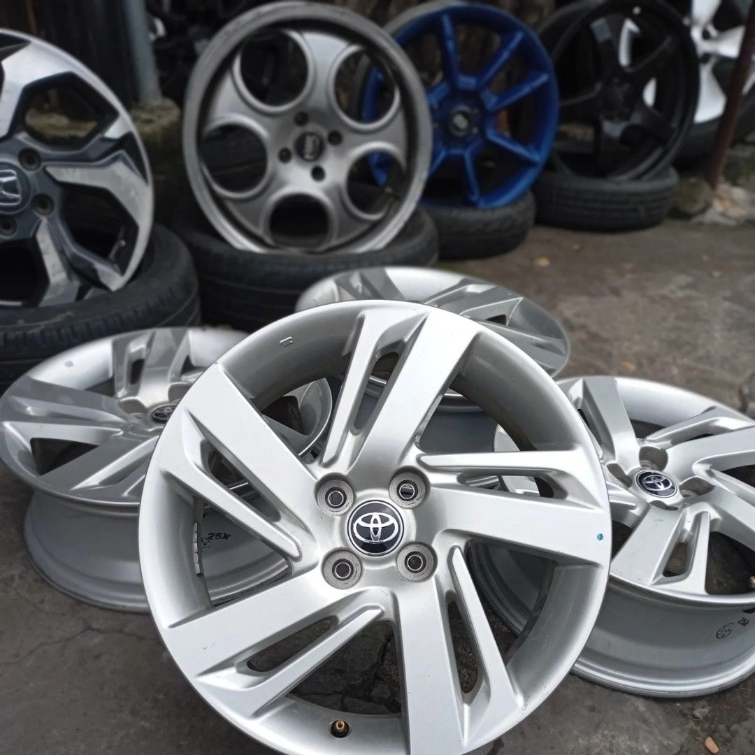 Velg Oem Original Toyota Raize, Aksesoris Mobil di Carousell