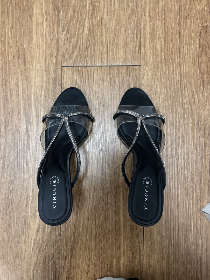 vincci heels, Women's Fashion, Footwear, Heels on Carousell