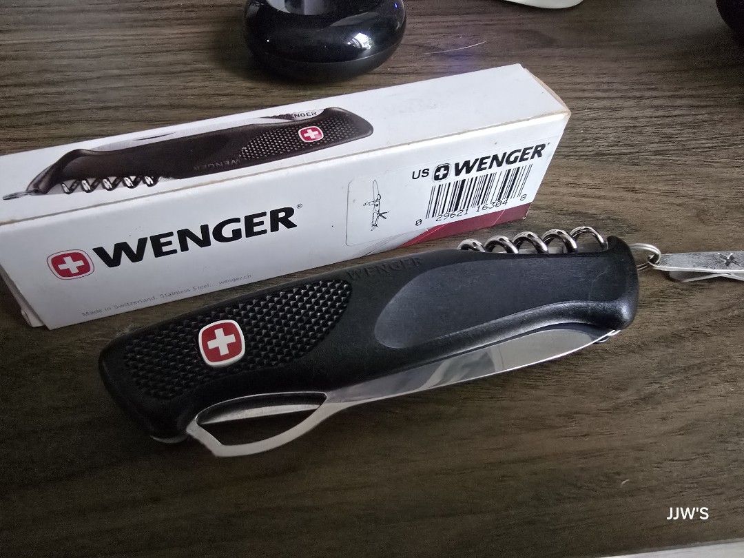 Wenger Ranger 61 ultra rare Swiss Army knife, Sports Equipment, Hiking & Camping on Carousell
