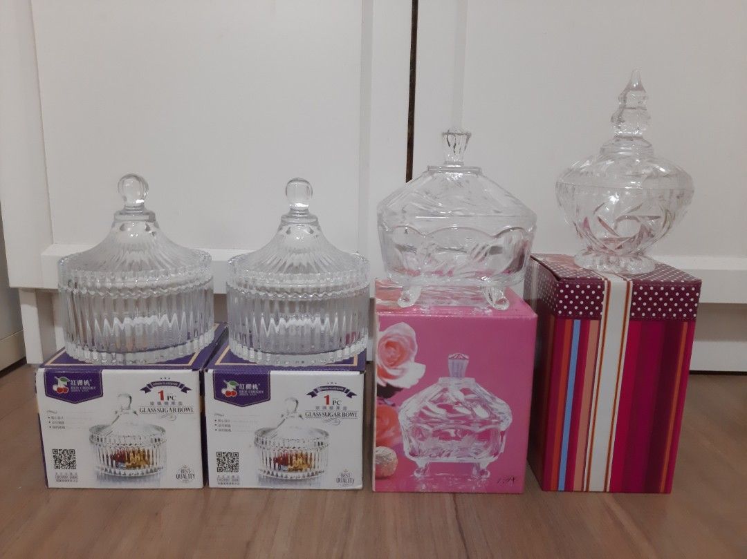 4 pcs Doorgift Bekas Kaca Kuih Raya VIP Goodies, Furniture & Home ...