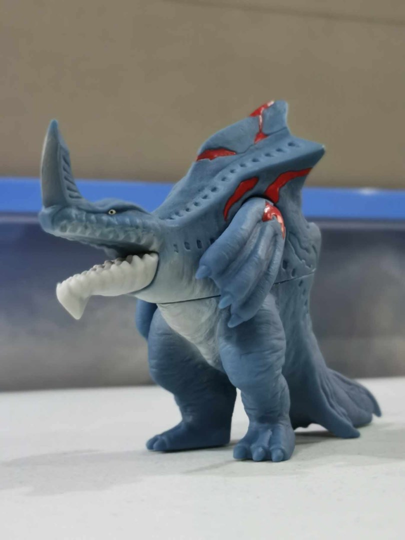 Bandai Ultra Kaiju Monster Genegarg 122 , Hobbies & Toys, Toys & Games ...