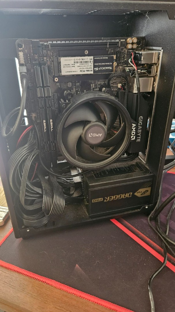 Compact ITX Ryzen 5 5600G with 650w full modular psu, Computers & Tech ...