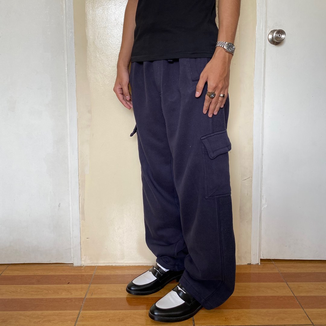 Koman cargo baggy sweat pants nvy blue, Men's Fashion, Bottoms, Joggers ...