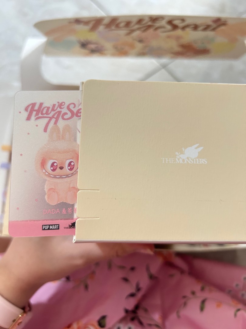 Labubu V2 DADA ORI POPMART, Barang Yang Dicari di Carousell