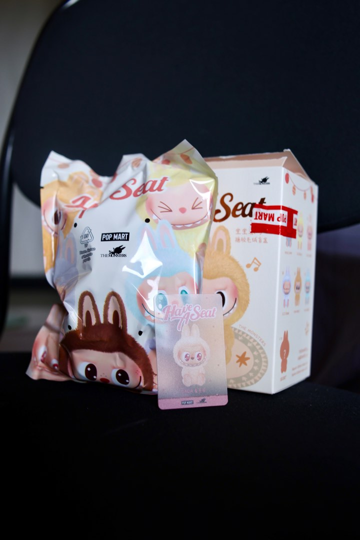 Labubu v2(DADA), Hobbies & Toys, Toys & Games on Carousell