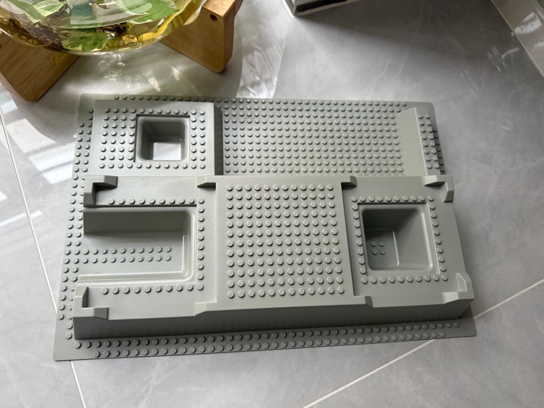 Lego Base Raised Plate, Hobbies & Toys, Toys & Games on Carousell
