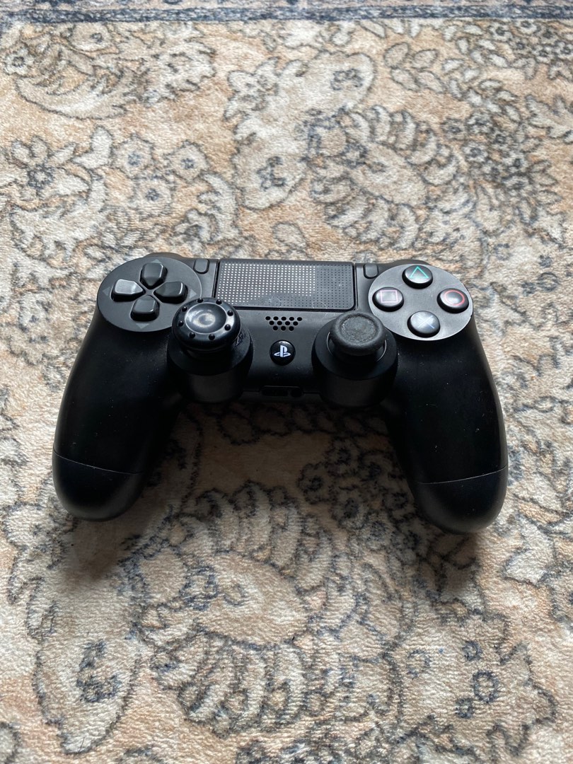ORIGINAL DUALSHOCK/CONTROLLER PS4, Video Gaming, Video Game Consoles ...