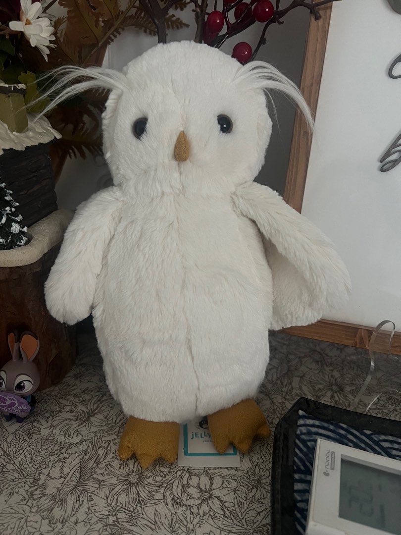 Original Jellycat Bashful Owl, Hobbies & Toys, Toys & Games on Carousell