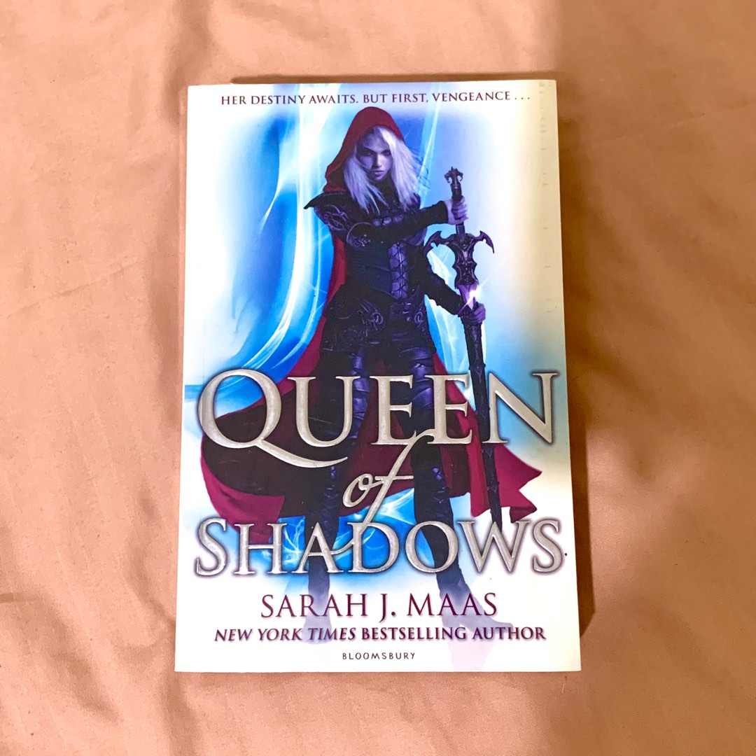 Throne of Glass Series: Queen of Shadows Book 4 by Sarah J. Maas ...