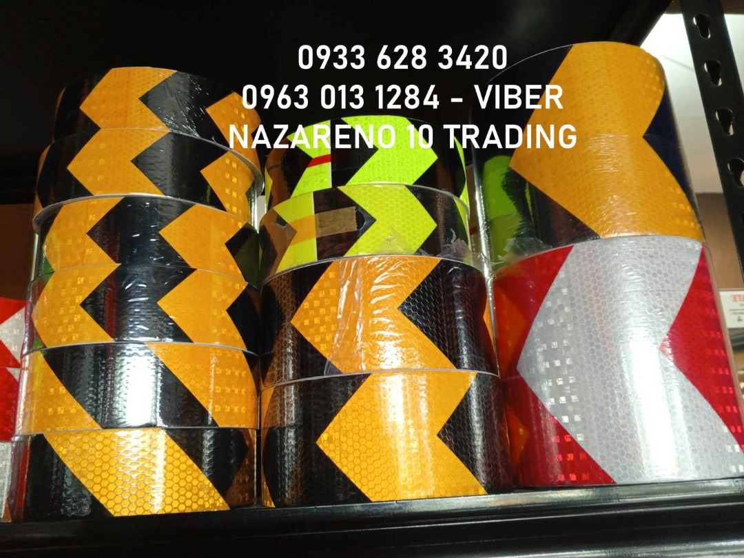 Reflective sticker Arrow honey comb, Looking For on Carousell