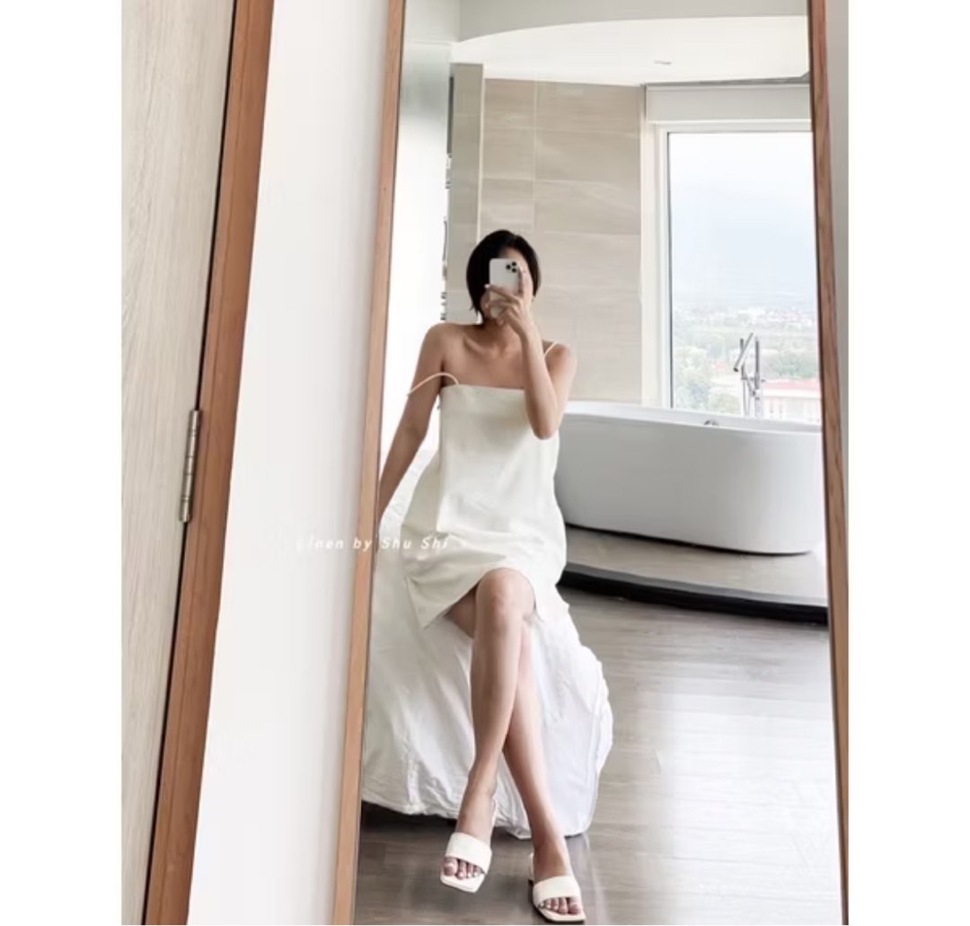 Shu Shi Short Basic Dress (White), Women's Fashion, Dresses & Sets ...