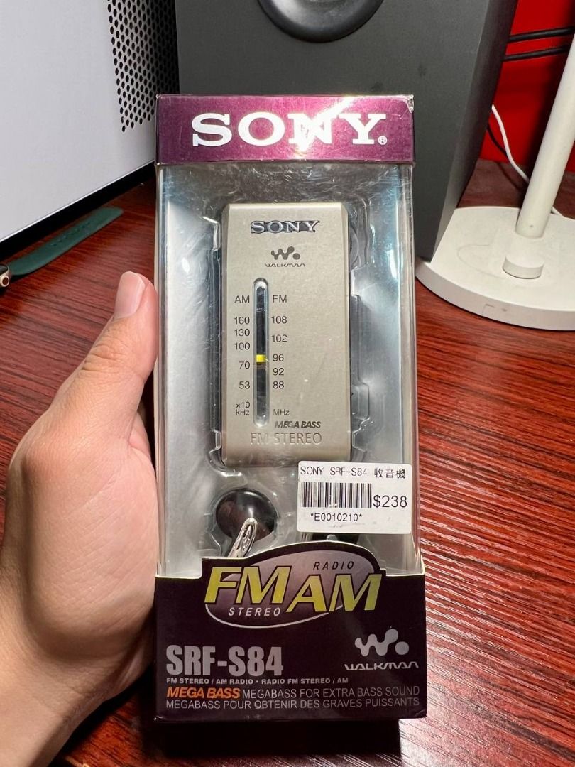 Sony Walkman FM/AM Radio Stereo SRF-S84 (Like new!), Audio, Portable ...