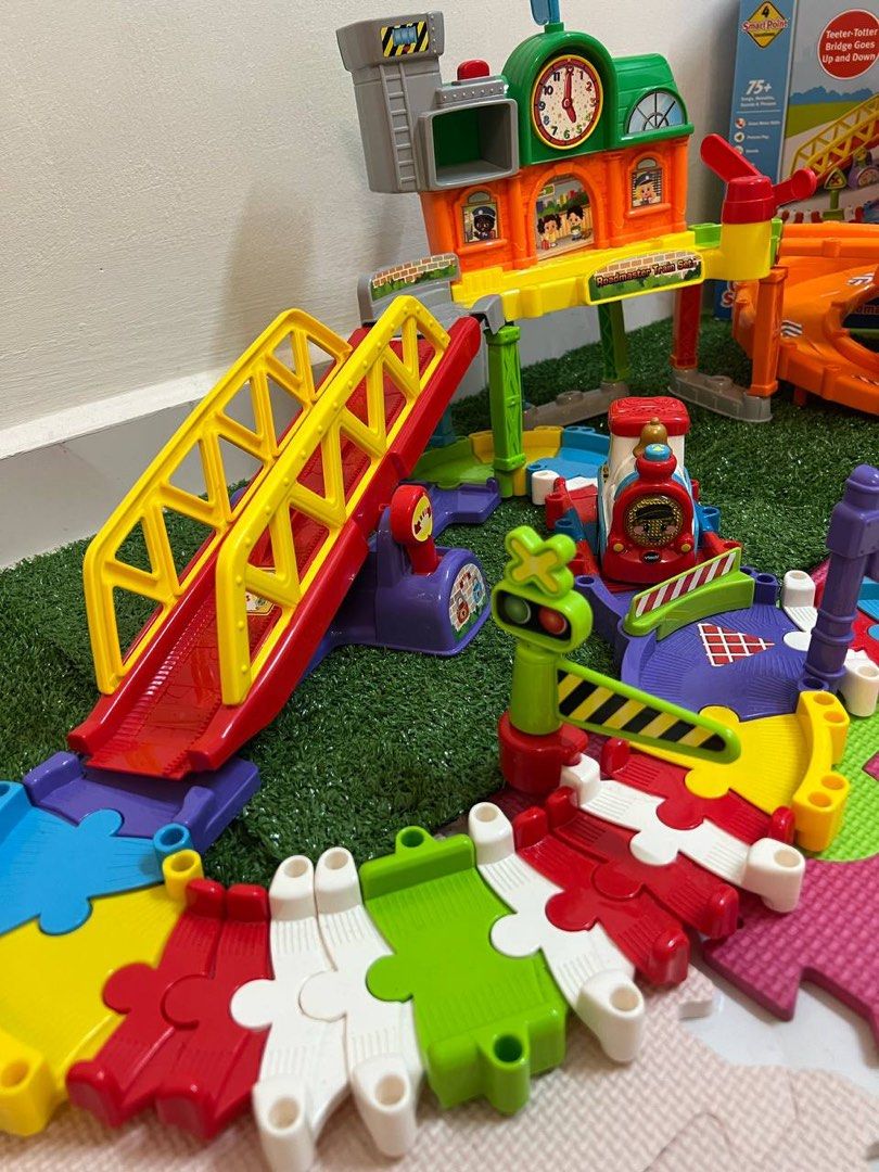 VTech Roadmaster train playset (complete like new with box), Hobbies ...