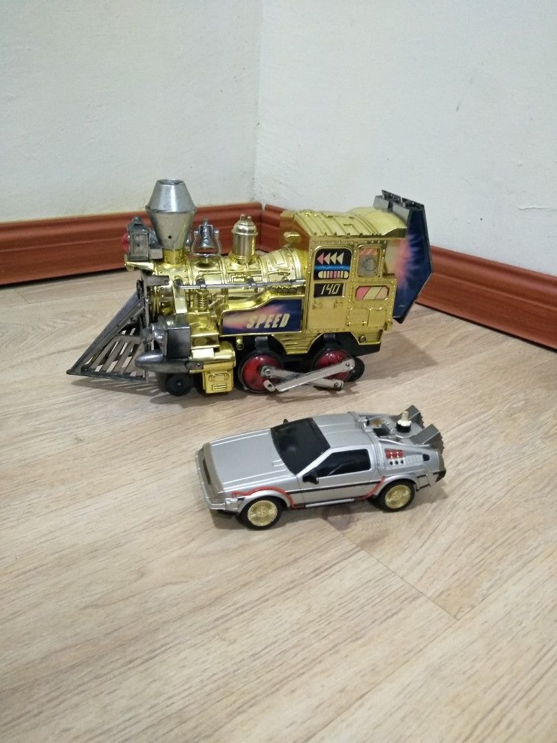 Back To The Future Delorean RC And Future Locomotive Train Toy, Hobbies ...
