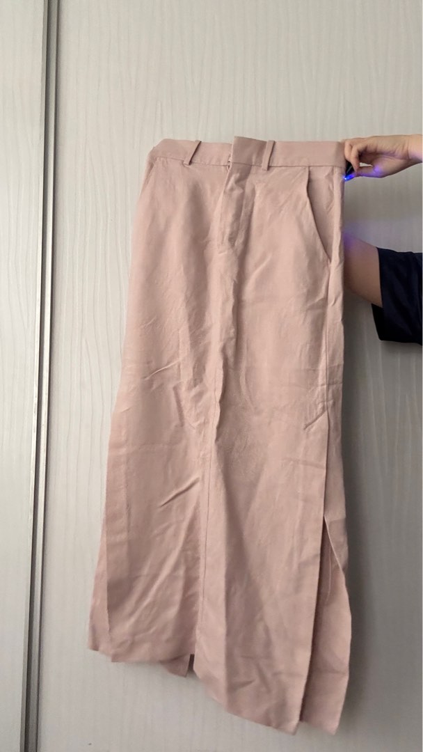 Cos Pink Skirt, Women's Fashion, Bottoms, Skirts on Carousell
