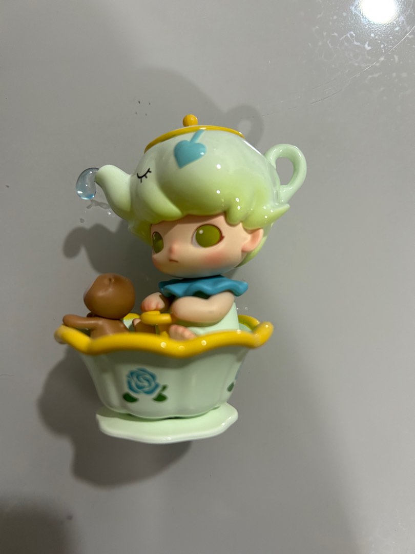 Dimoo (Rotating Cup), Hobbies & Toys, Toys & Games on Carousell