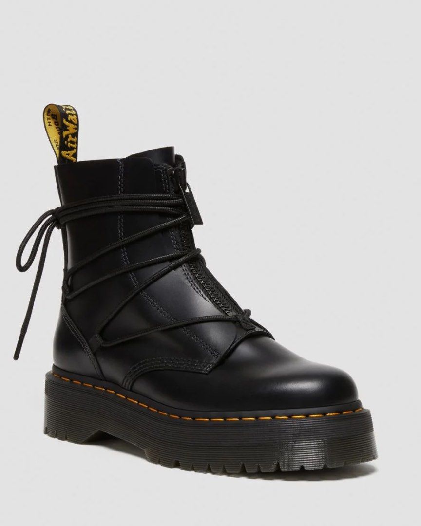 Dr. Martens JARRICK II LACED LEATHER PLATFORM BOOTS, Women's Fashion, Footwear, Boots on Carousell